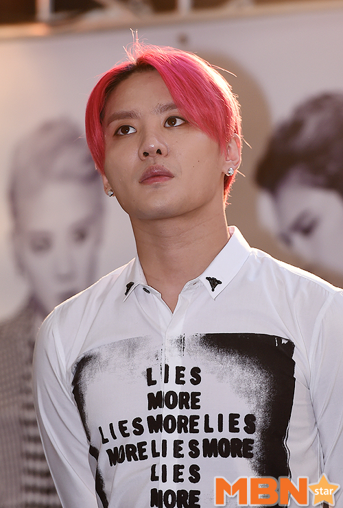 JYJ 김준수, `빨간 머리와 매력적인 눈빛` [MBN포토]