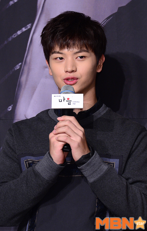 육성재, `경찰 어투 익히려 노력했다` [MBN포토]