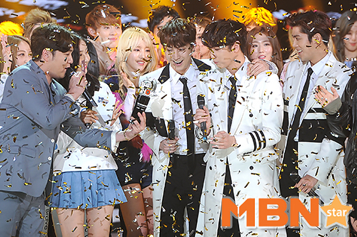 7년만에 돌아온 SS301 `감격스러운 1위!` [MBN포토]