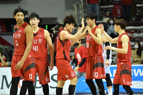 KGC, 파죽의 PO 9연승…챔프전 정상까지 1승 남았다