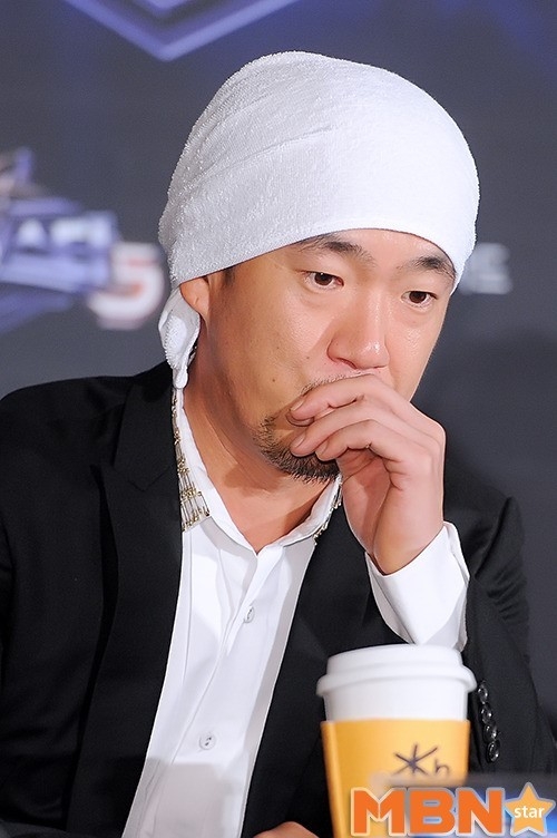 DJ DOC 이하늘, 마약 허위사실 유포로 명예훼손 피소