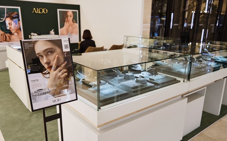 랩그로운 다이아몬드 브랜드 알로드, 현대백화점 목동점 입점