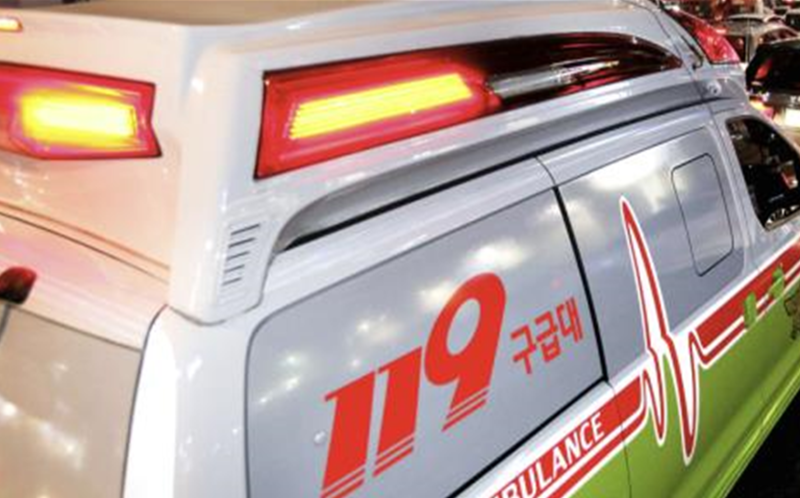 청주 고교서 70대 경비원 철제 교문에 깔려 사망