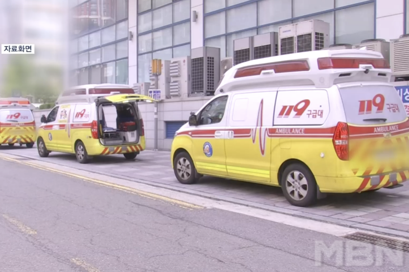 후진하던 남편 차량에 치인 아내 결국 사망