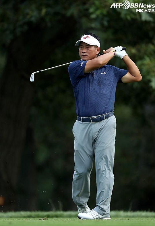 최경주 PGA CIMB 클래식 1R 16위