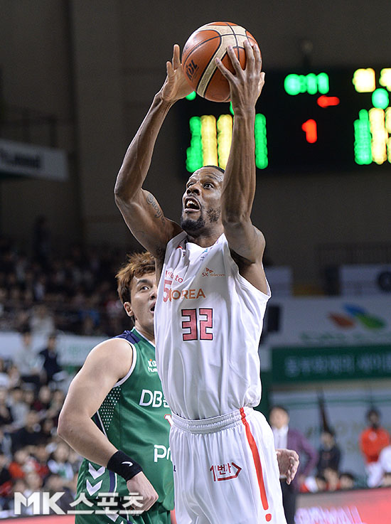 SK 헤인즈, 2017-18시즌 프로농구 6R MVP