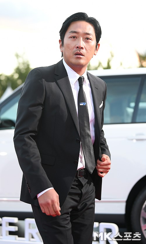 ‘트리플 천만 배우’ 하정우, ‘2018 AAA’ 참석 확정(공식입장)