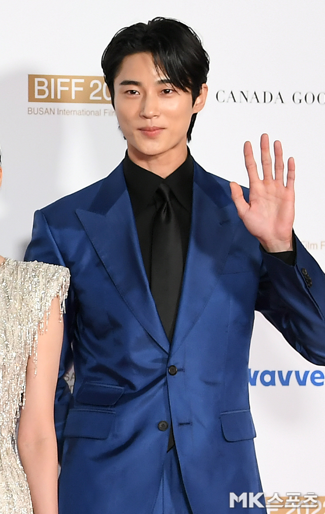 변우석 “눈빛 장착 위해 멜로 영화 많이 봤다”(20세기 소녀)[M+BIFF현장]