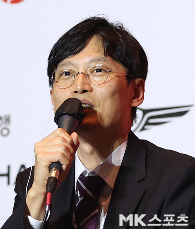 제28회 부국제 개막작 ‘한국이 싫어서’, 행복을 찾아 떠나는 공감의 여정(종합)[M+BIFF현장]