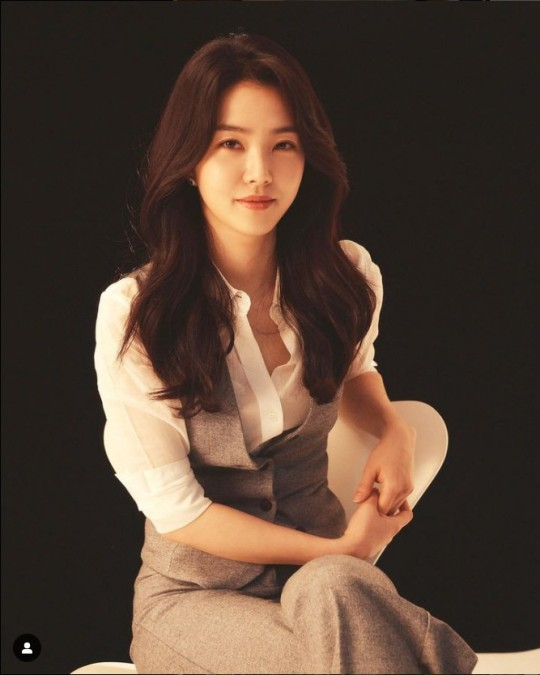 강지영 아나운서 결혼 직접 발표 “‘뉴스룸’ 하차 후 제 거취는…” (전문)