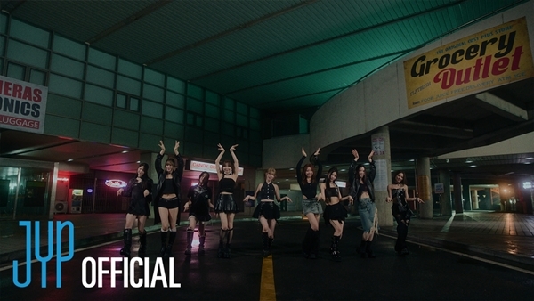 ‘컴백 D-1’ NiziU, 타이틀곡 ‘LOVE LINE’ MV 티저 추가 공개